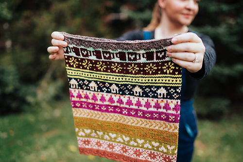 Ravelry: Spice Blend Cowl pattern by Lindsey Fowler