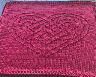 Ravelry: Celtic hjerte - Celtic Heart pattern by Lotte Nielsen