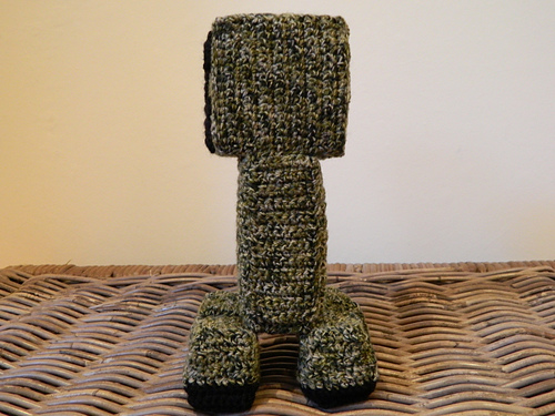 Ravelry: Minecraft Creeper plush stuffie pattern by Lottie's Creations