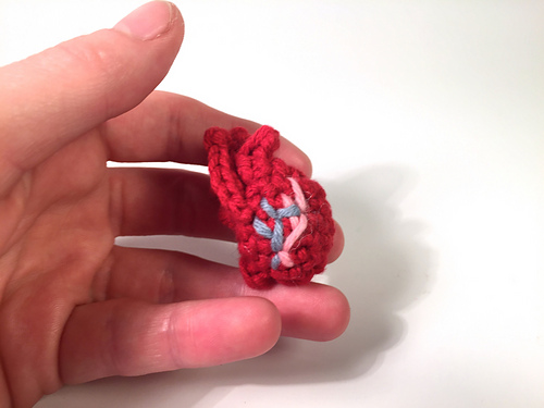 Ravelry: Mini Anatomical Human Heart pattern by LouiesLoops