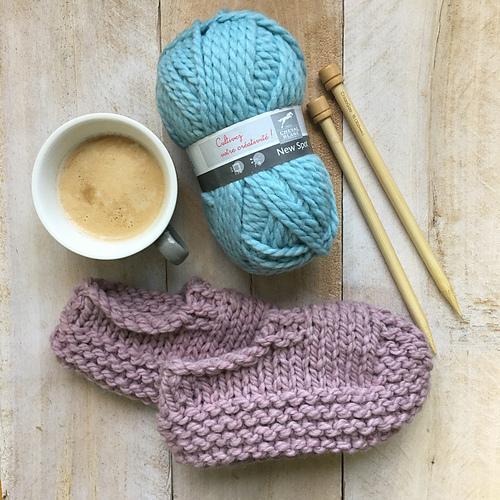 Ravelry: Cloud Slippers pattern by Adrienne Sullivan