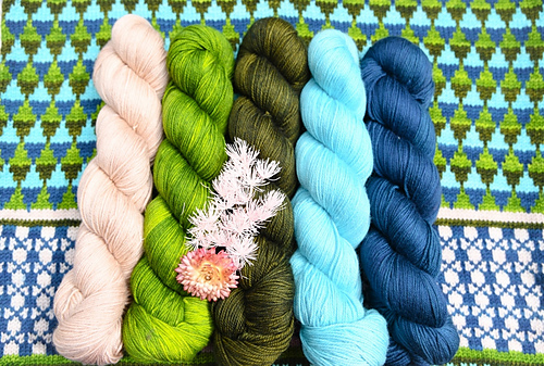 Ravelry: Cynthia pattern by Evelyn Siatra