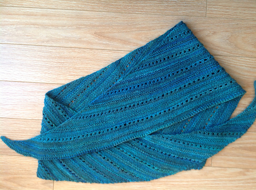 Ravelry: Asymmetrical Scarf pattern by Joanne Thread Head