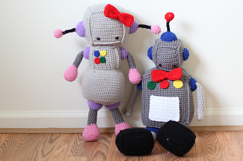 Ravelry: Robot pattern by Karin Flores