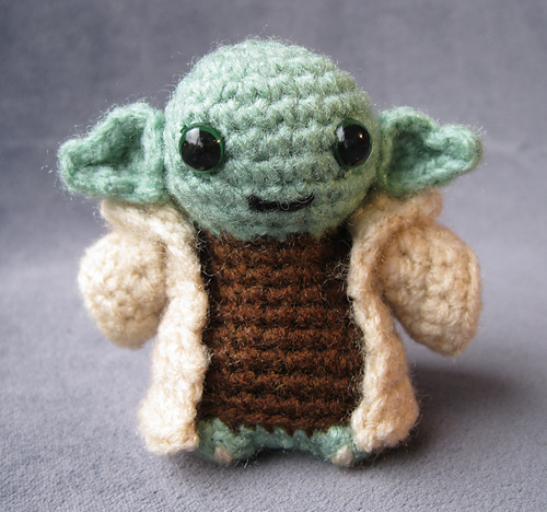 Ravelry: Yoda pattern by Lucy Collin