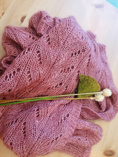 Ravelry: Distinto pattern by Lulexa - Monica Cabral