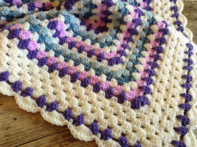 Ravelry: Simple Shell Edging pattern by Lullaby Melodia