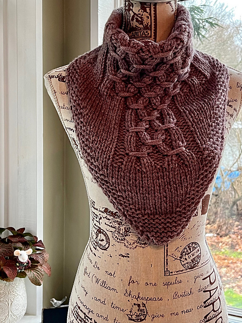 Ravelry: Douillet cowl pattern by Lulu Designs