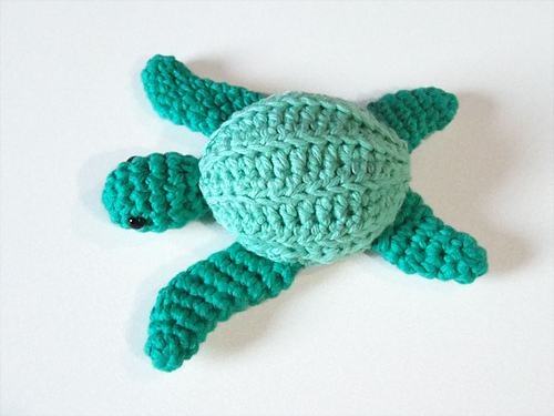 Ravelry: Leatherback Sea Turtle pattern by Larah Uyeda