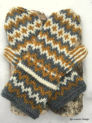 Ravelry: Alaska Mittens Votta pattern by Lunamon Design