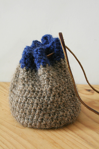 Ravelry: Dice bag tutorial pattern by Lusianne R.