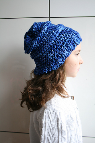 Ravelry: Blue Wave slouchy hat 265 pattern by Luz Mendoza