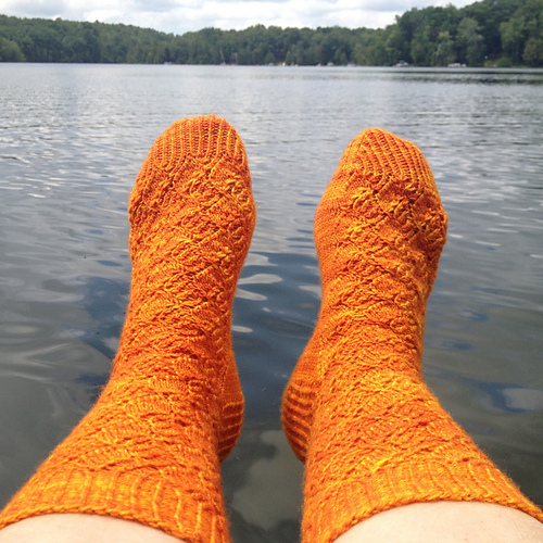 Ravelry: Ookuru Socks pattern by Claudia Eisenkolb