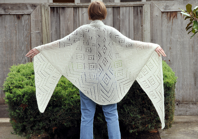 Ravelry: Faroese Shawl pattern by Marilyn van Keppel