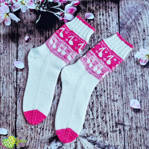 Ravelry: Step To The Beat Socks pattern by Lynne Adriaanse