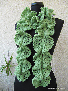 Ravelry: LyubavaCrochet's Green Ruffle Lace Scarf With Red Rose