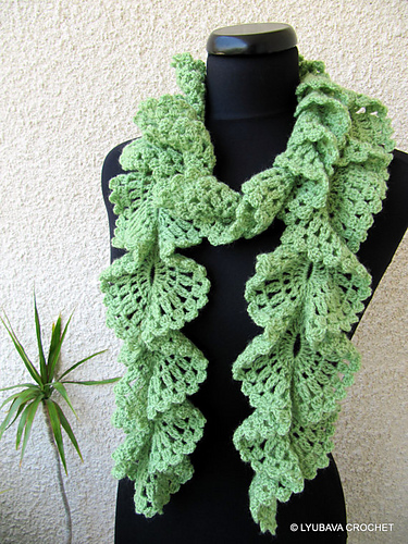 Ravelry: Ruffle Lace Scarf Tutorial pattern by Milimagfa