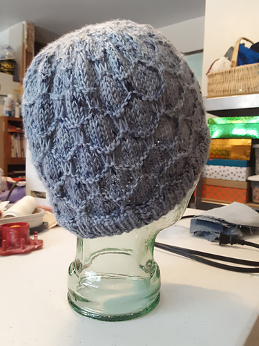 Ravelry: Gift Of Honey Hat pattern by Bex Knitty Designs