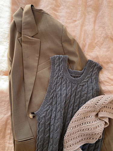 Summer tank pattern recs! : r/knitting