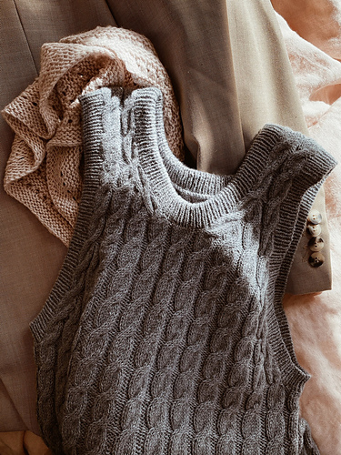 Summer tank pattern recs! : r/knitting