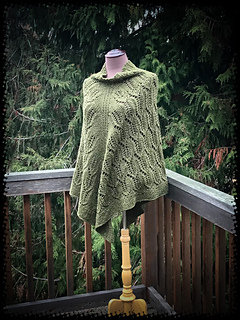 Ravelry: MGFiberArts' Gothic Tweed Poncho