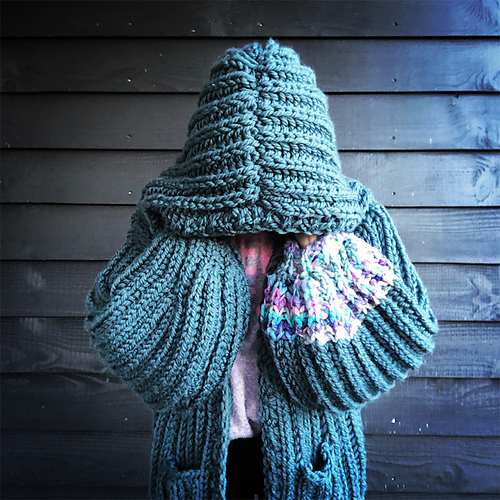 Ravelry: Super chunky hooded cardigan pattern by MYPZ