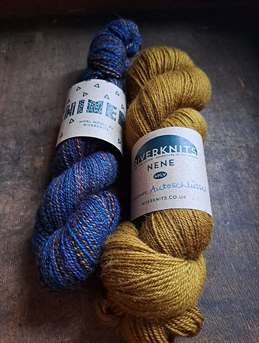 Ravelry: Aloe Socks pattern by Fay Dashper-Hughes