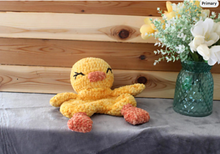 Ravelry: Chick Lovey pattern by Michaela Casey