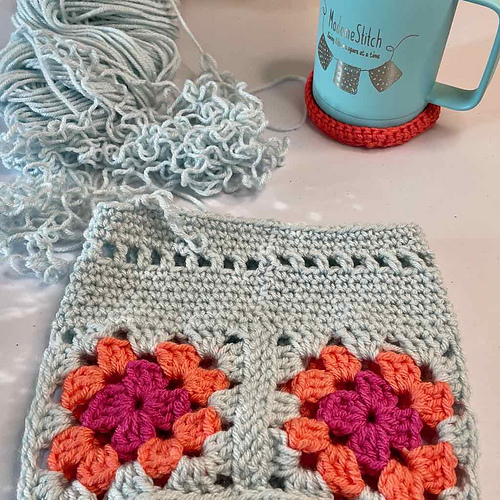 Ravelry: Briar Rose Bag pattern by Debbie Field Ravelry: Briar Rose Bag pattern by Debbie Field