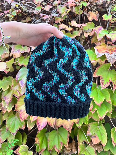 Ravelry: The Wavy Days Beanie pattern by Grace Compton
