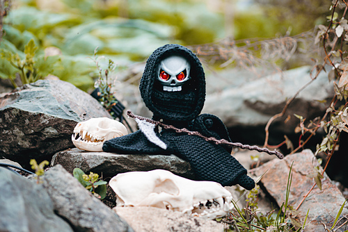 Ravelry: The Hooded One (Grim Reaper) pattern by Lauren Lewis