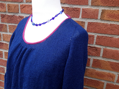 Ravelry: Pink Pulli pattern by Vera Sanon