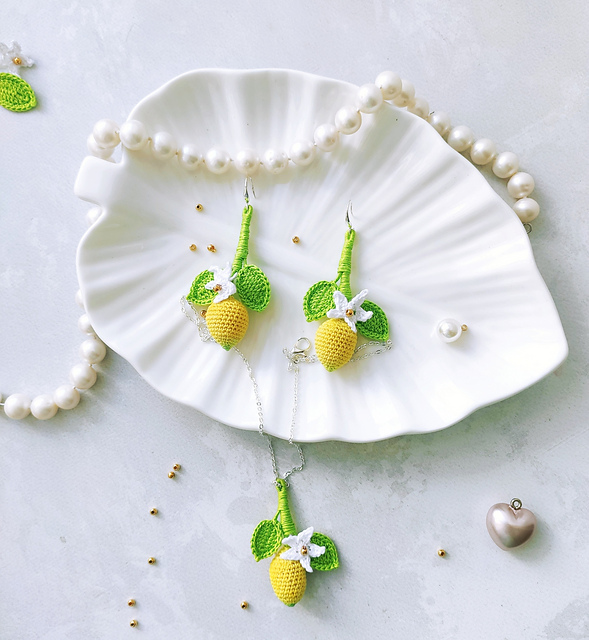 Ravelry: Lemon Earrings pattern by Olga Filatova