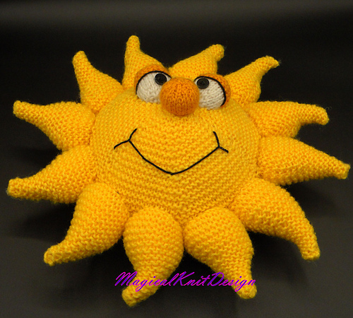 Ravelry: Smiling Sun pattern by Cristina Tonarelli