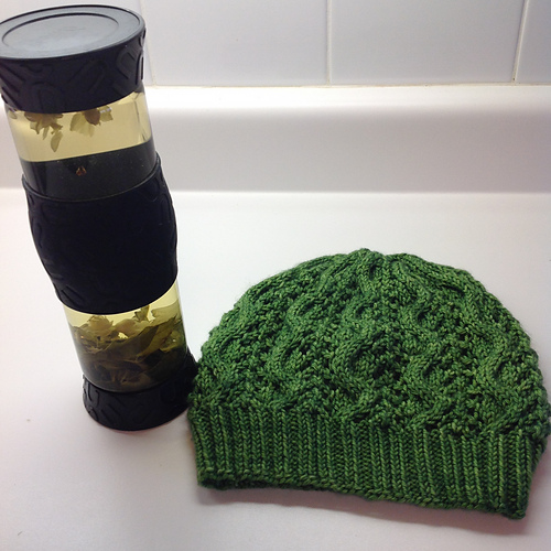 Ravelry: Oolong Hat pattern by Clare Devine