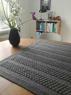 Ravelry: Baby tæppe "Wili" pattern by Maj Fagerberg