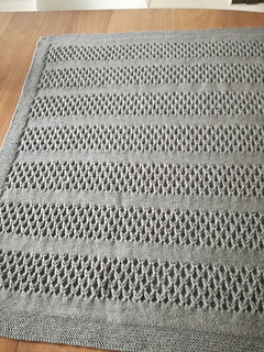 Ravelry: Baby tæppe "Wili" pattern by Maj Fagerberg