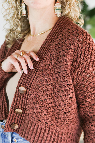 Ravelry: Thicket Cardigan pattern by Jess Coppom