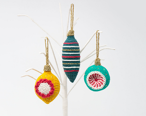 Ravelry: Vintage Style Bauble pattern by Kate McCully