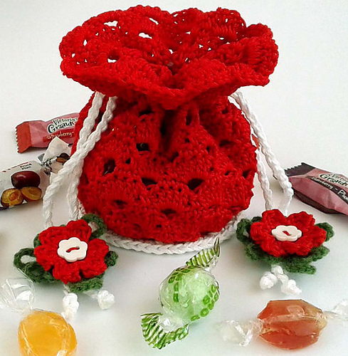 Ravelry: Sweet pouch bag pattern by CraftyLady
