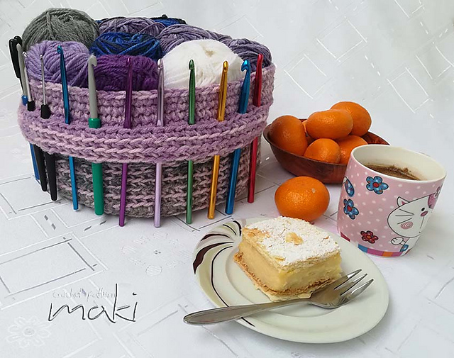 Ravelry: Yarn basket pattern by CraftyLady