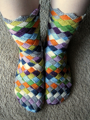 Ravelry: Lonely Socks Club: Entrelac Sock pattern by Natalia Vasilieva