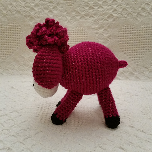 Ravelry: LAMBIE pattern by Jo L. Schreibeis