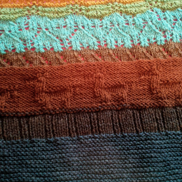 Ravelry: Textured Alpacas pattern by Simone Konner