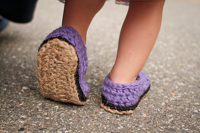 Ravelry: Jute Soles in 14 sizes (toddler to men!) pattern by Mamachee