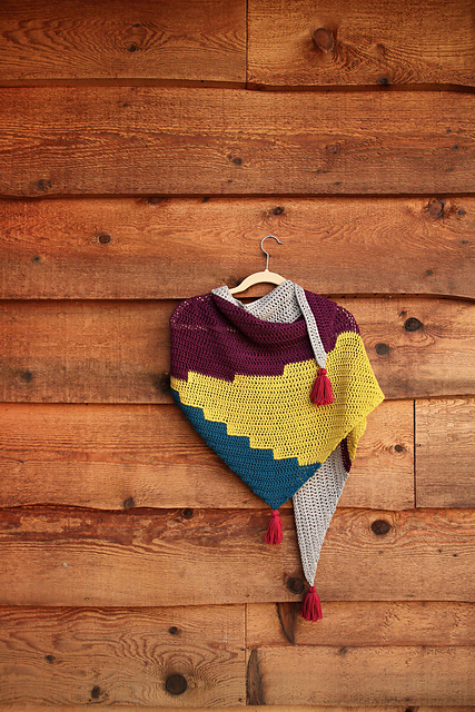 Ravelry: Aztec Shawl pattern by Mamachee