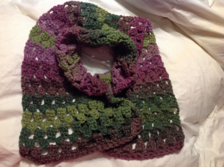 Ravelry: Mamalaw's Granny Scarf