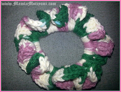 Ravelry: Frilly Stacking Bangle Bracelet pattern by Mamta Motiyani
