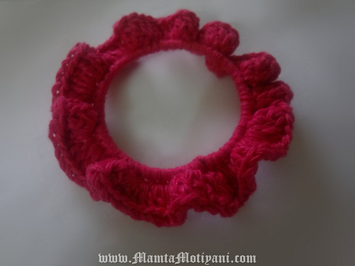 Ravelry: Frilly Stacking Bangle Bracelet pattern by Mamta Motiyani