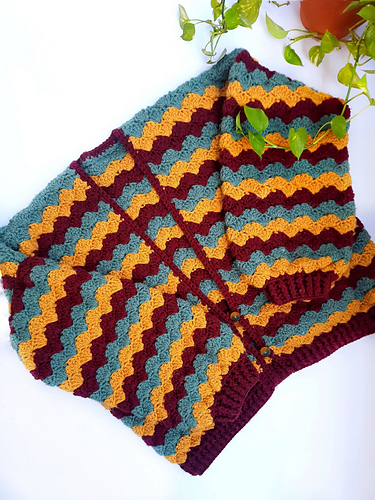 Ravelry: Rebel Shell Cardi pattern by Lauren Willis